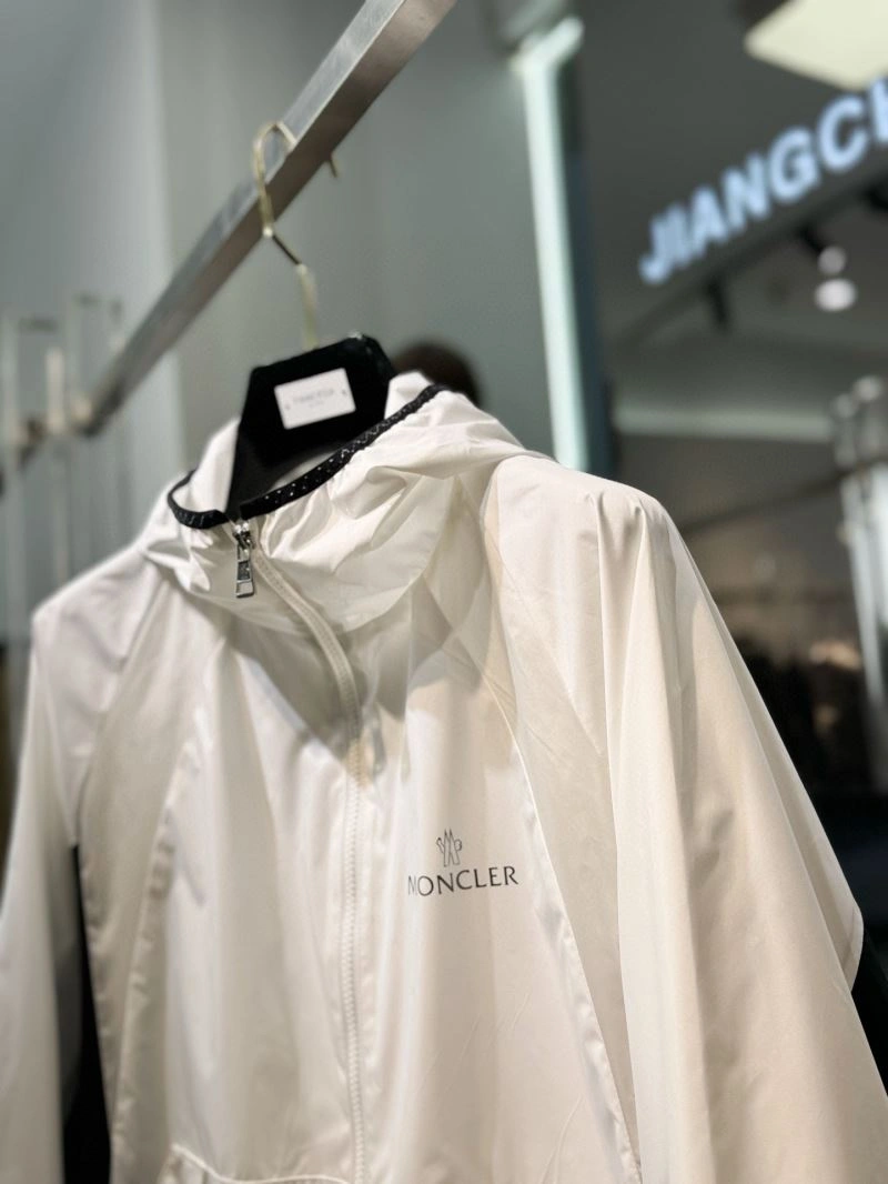 Exact replica Moncler Outwear