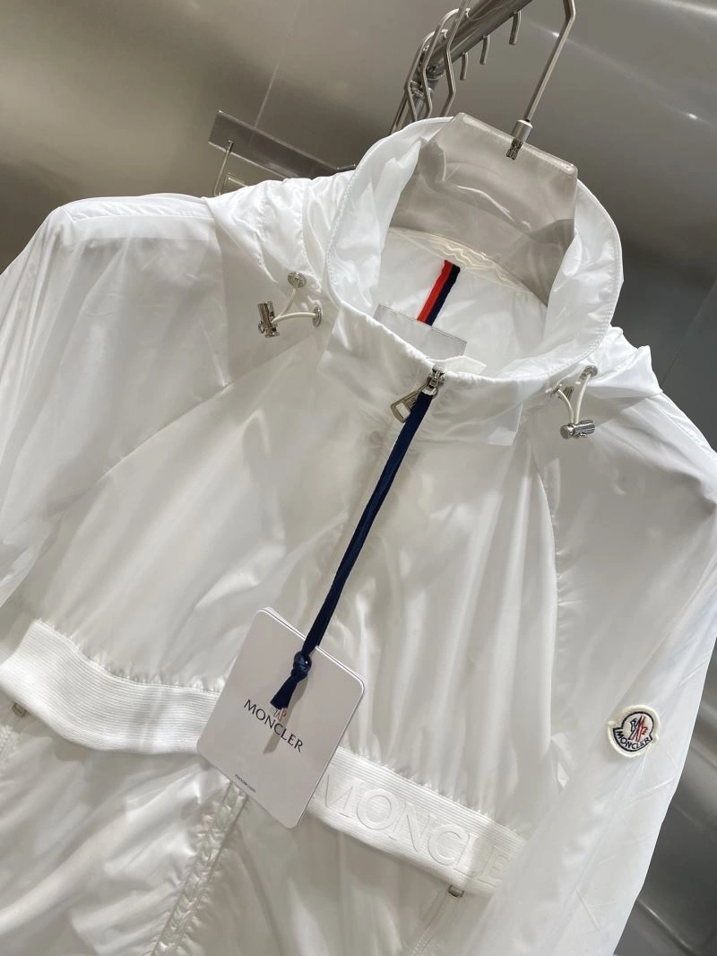 Brand-original Moncler Outwear