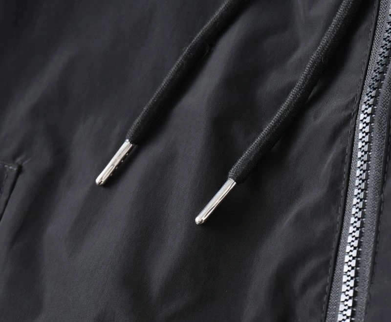 Legit Moncler Outwear