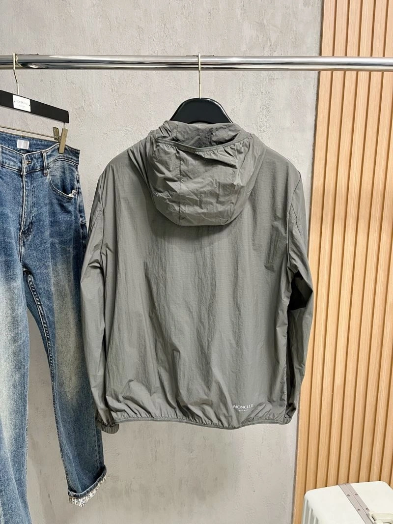 Accurate model Moncler Outwear