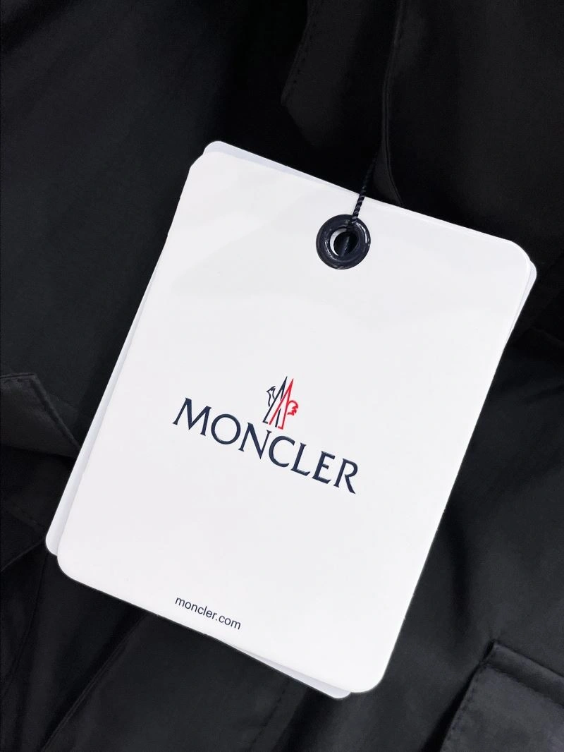 Low-cost Moncler Outwear