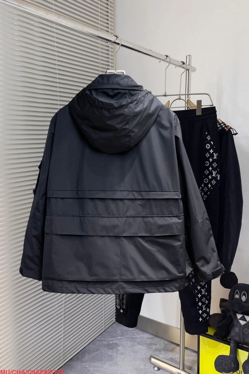 Low-cost Moncler Outwear