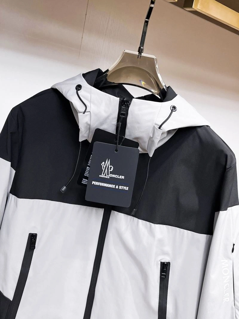 Discounted Moncler Outwear