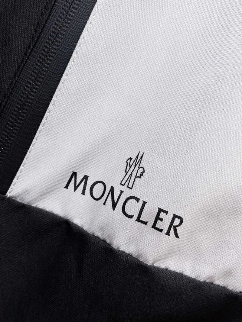 Discounted Moncler Outwear