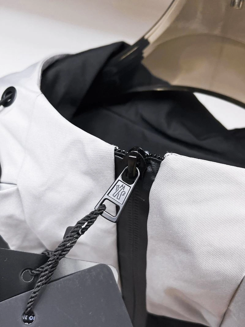 Discounted Moncler Outwear