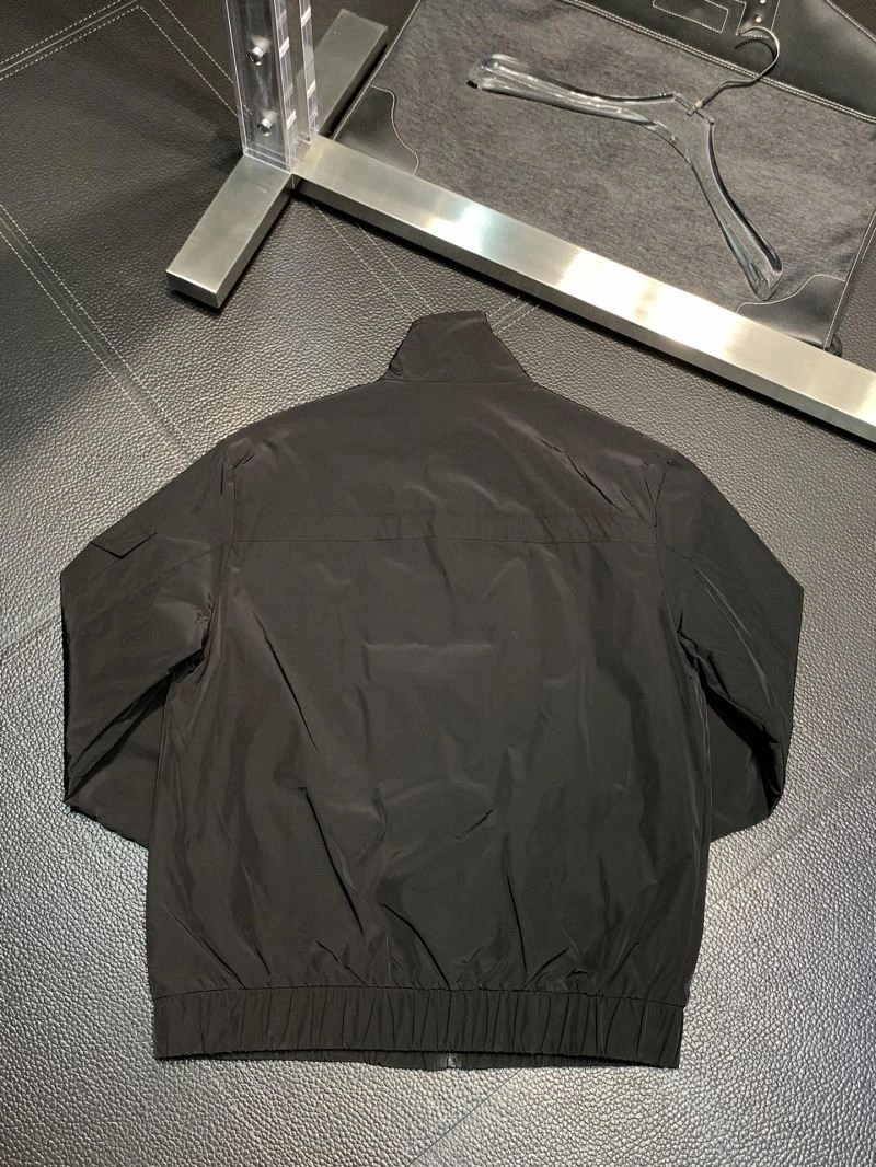 Reasonably priced Moncler Outwear