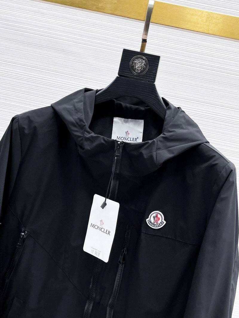 Legit Moncler Outwear