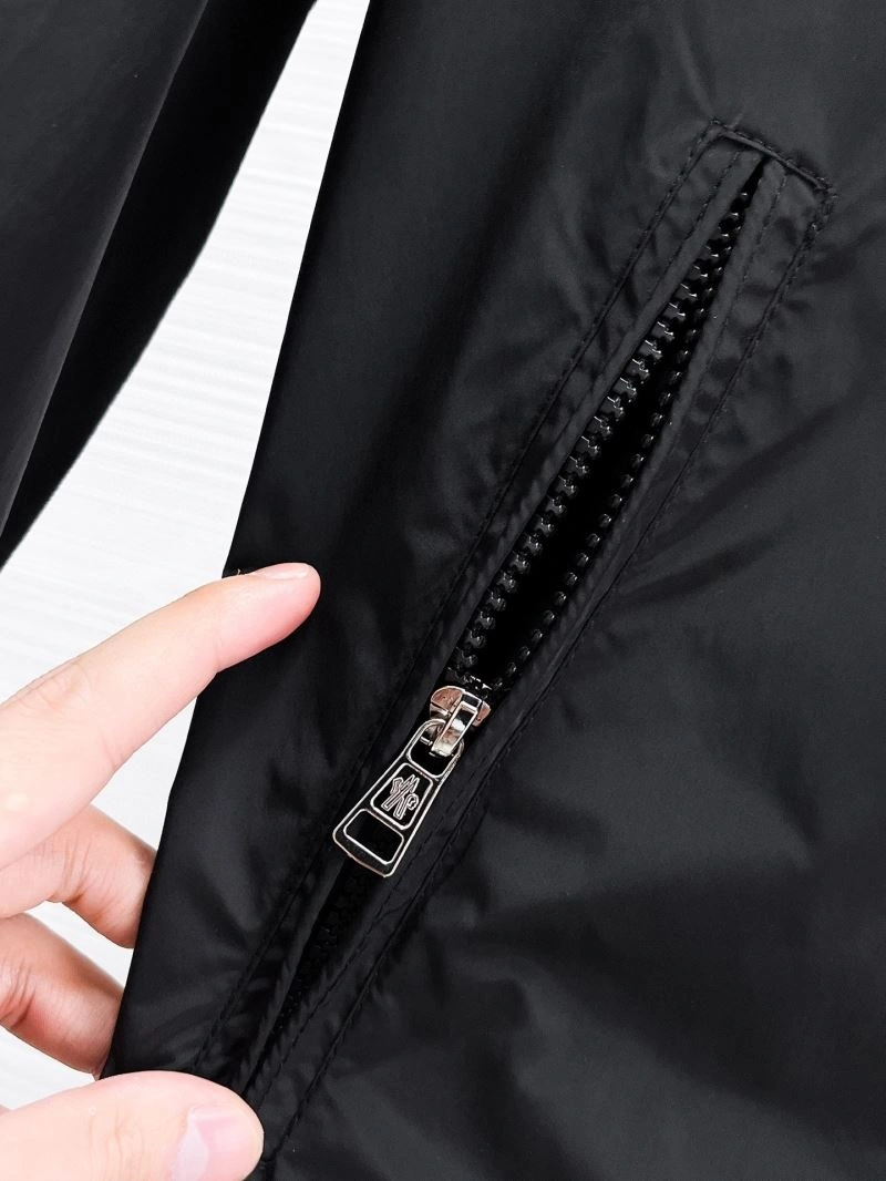 Low-cost Moncler Outwear