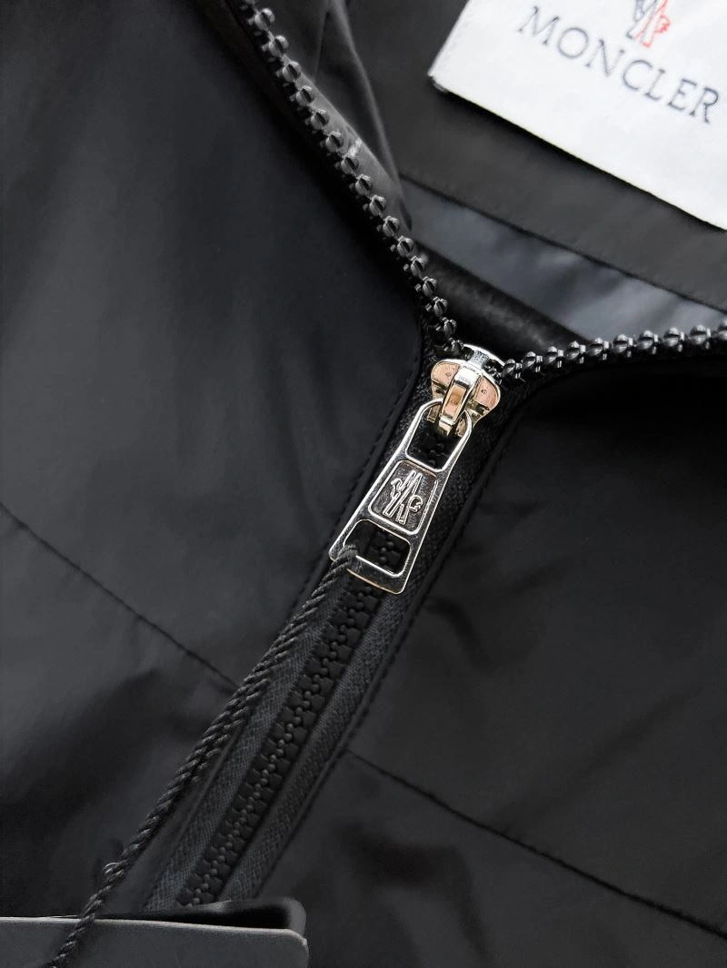 Top mirror Moncler Outwear