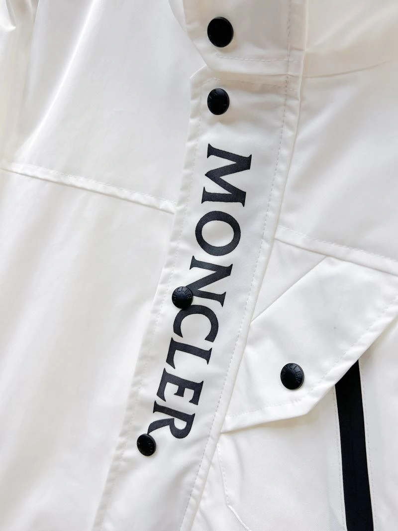 Brand-original Moncler Outwear