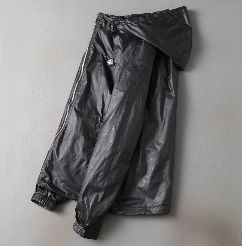 Accurate model Moncler Outwear