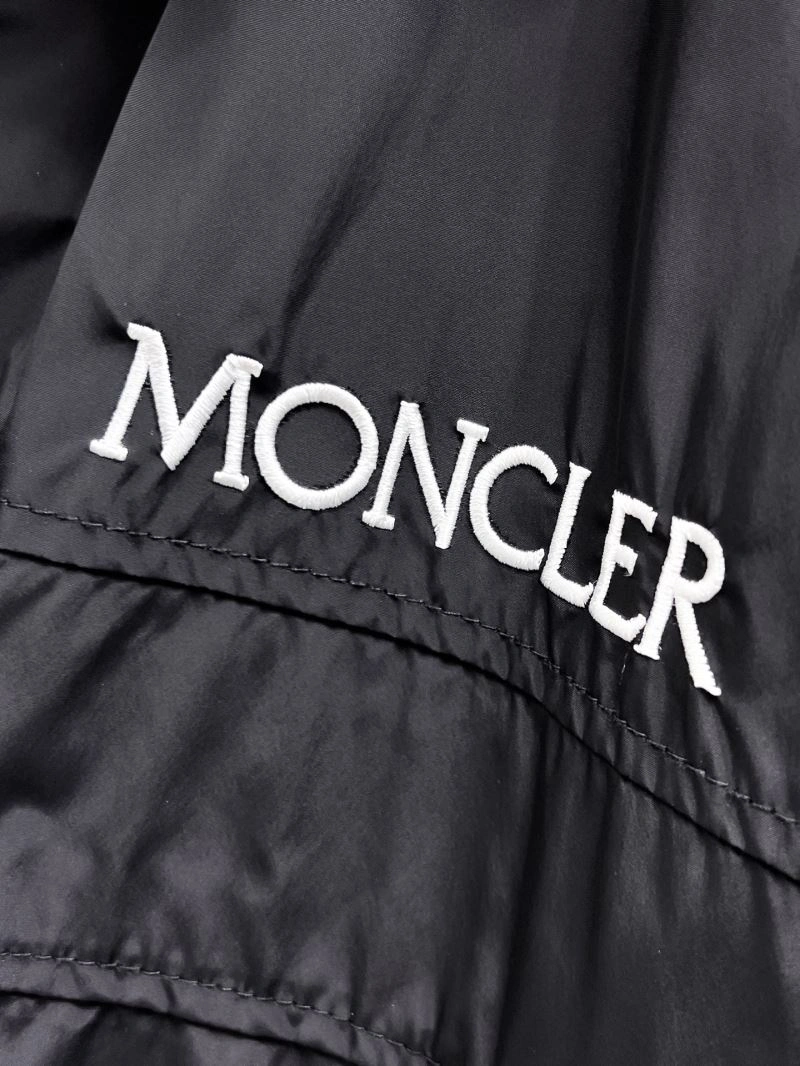Brand-original Moncler Outwear