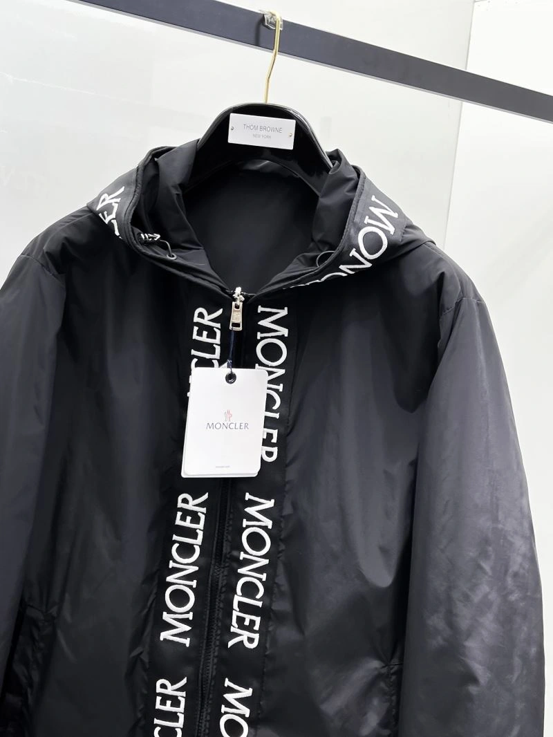 Brand-original Moncler Outwear