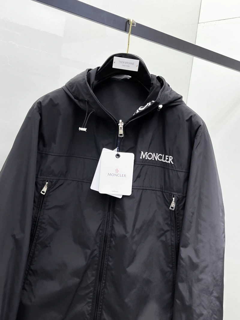 Brand-original Moncler Outwear