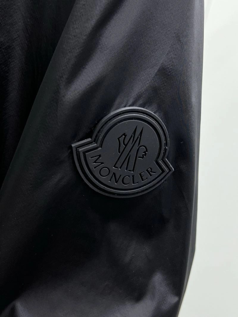 Legit Moncler Outwear