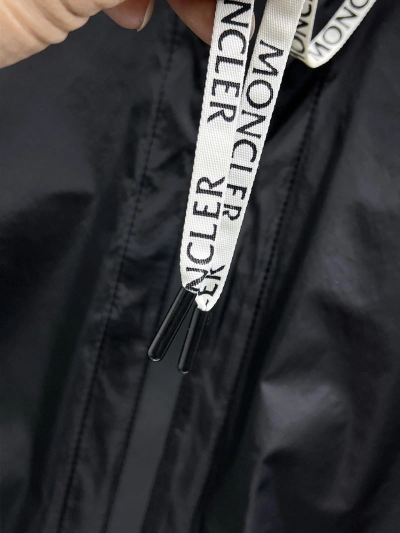 Legit Moncler Outwear
