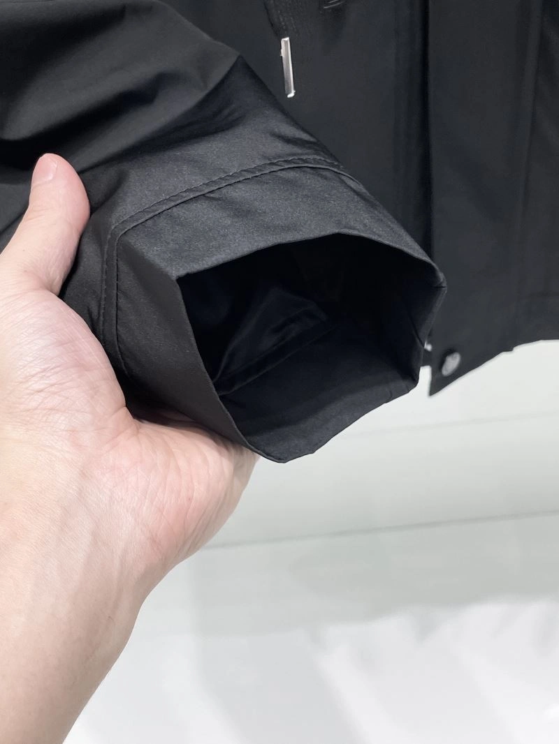 Low-cost Moncler Outwear