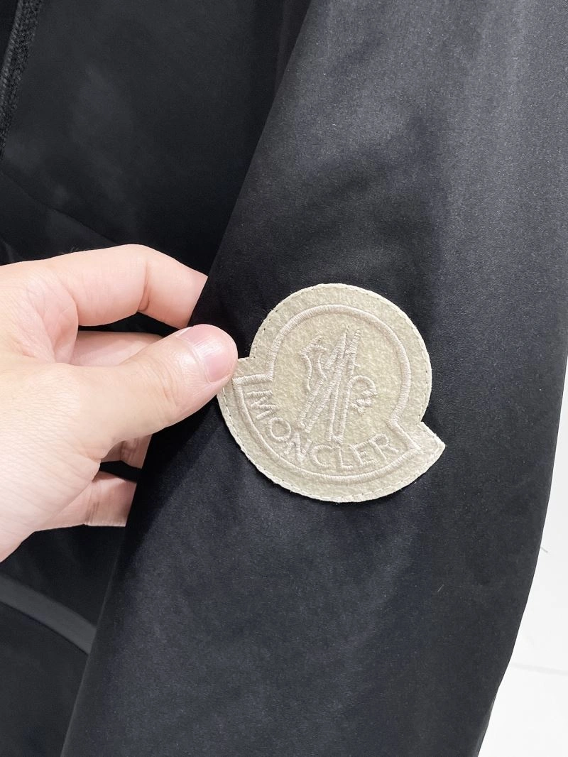 Low-cost Moncler Outwear