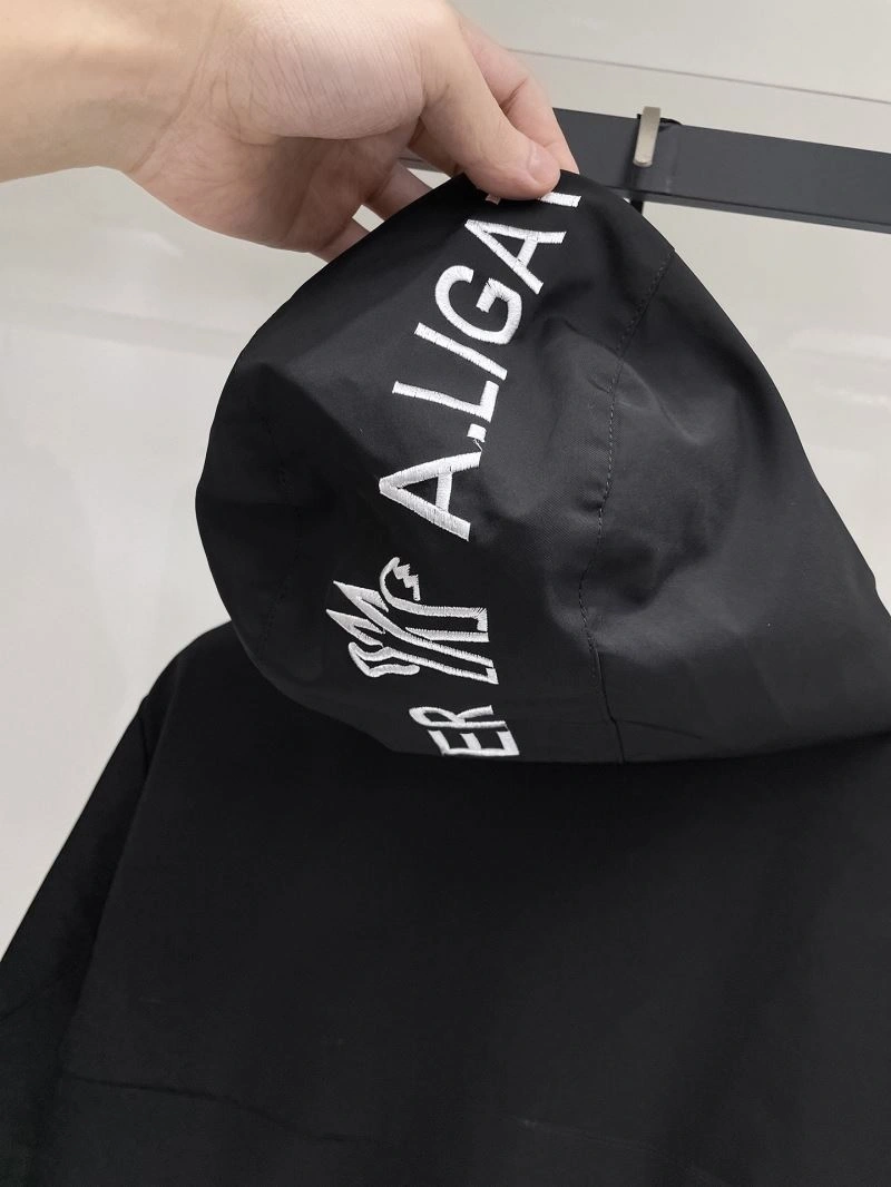 Perfect replica Moncler Outwear