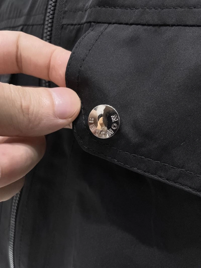 Accurate model Moncler Outwear