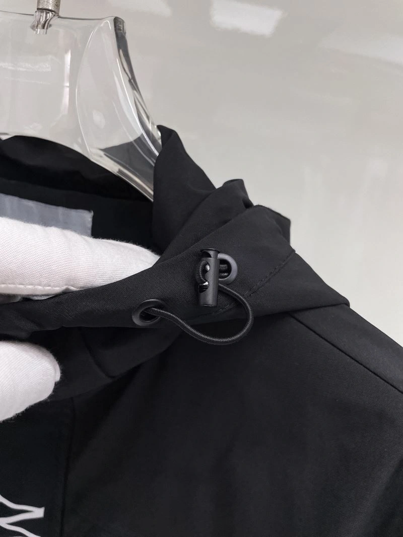 Official Moncler Outwear