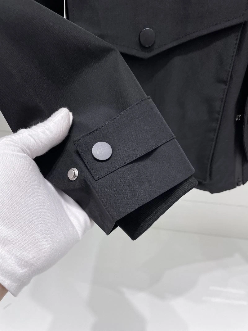 Official Moncler Outwear