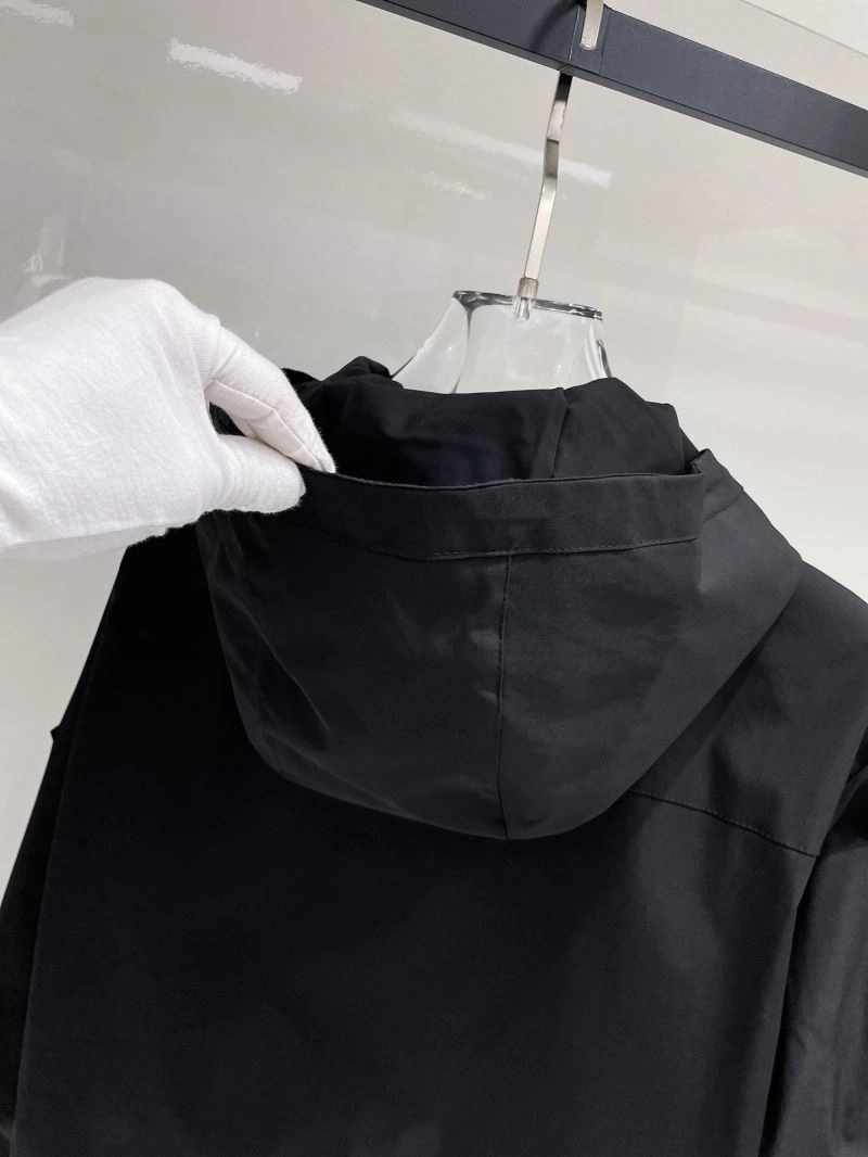 Official Moncler Outwear