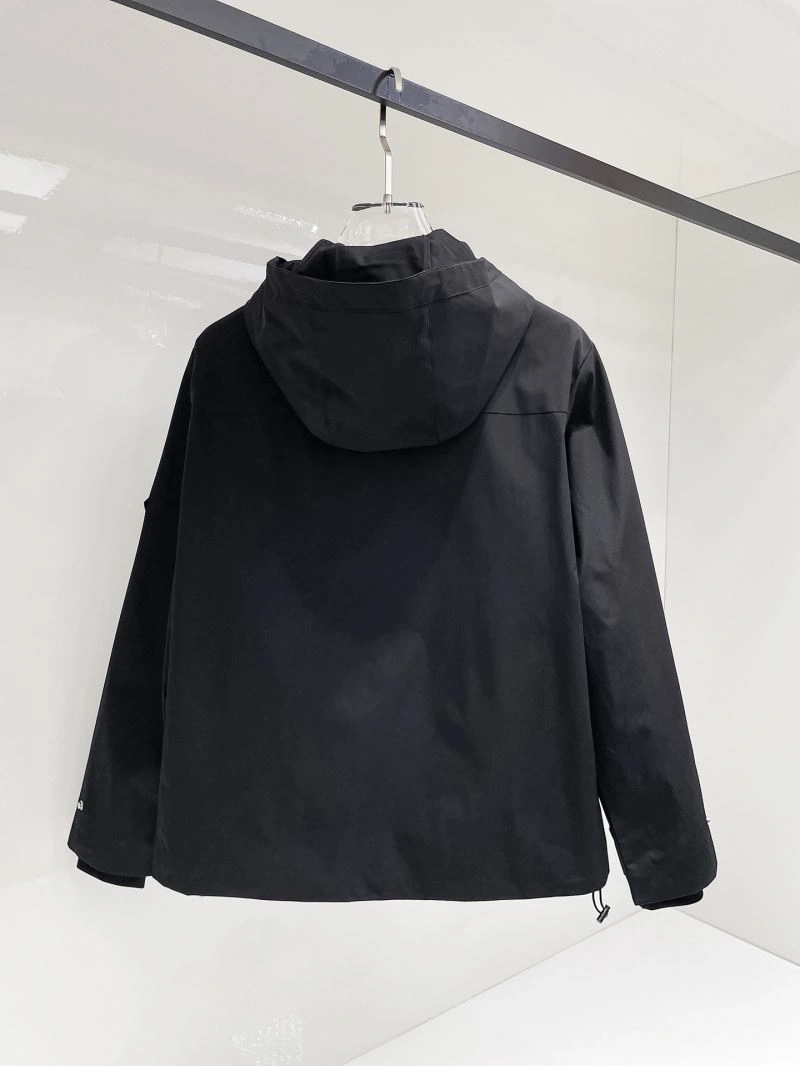 Official Moncler Outwear