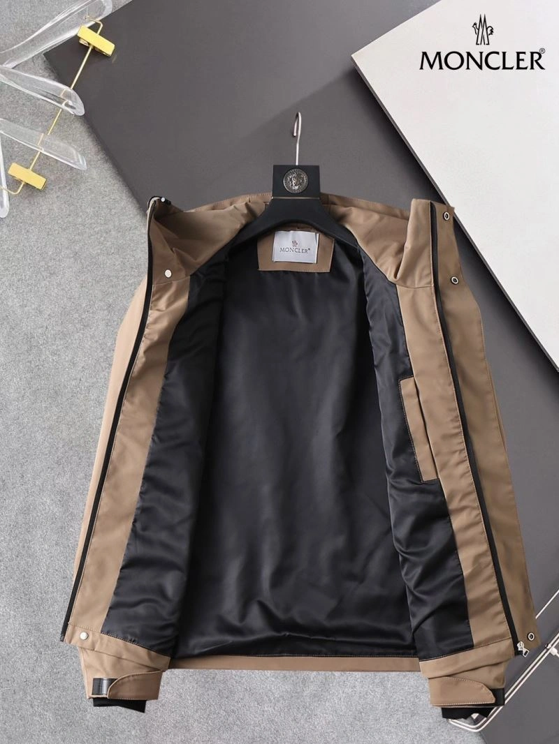 High fidelity Moncler Outwear