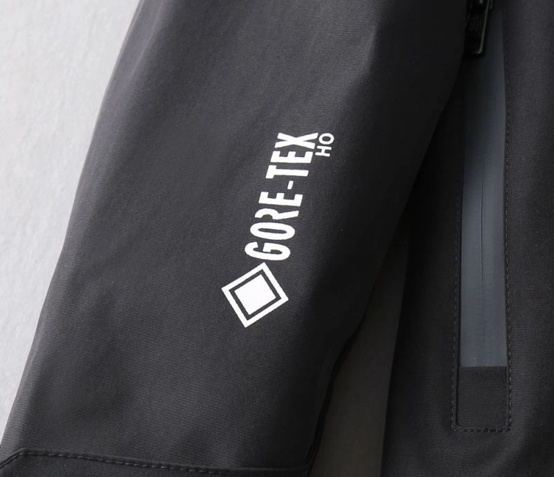 Legit Moncler Outwear