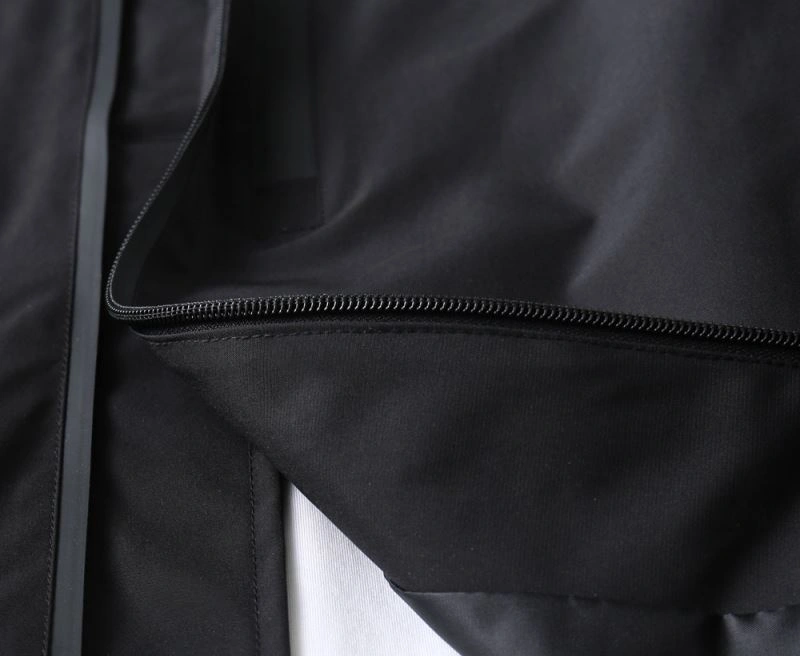 Legit Moncler Outwear