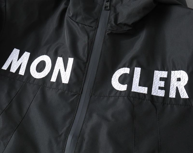 High fidelity Moncler Outwear