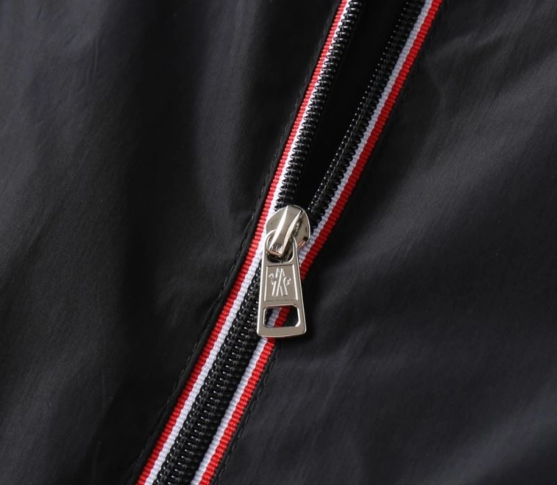 Low-cost Moncler Outwear