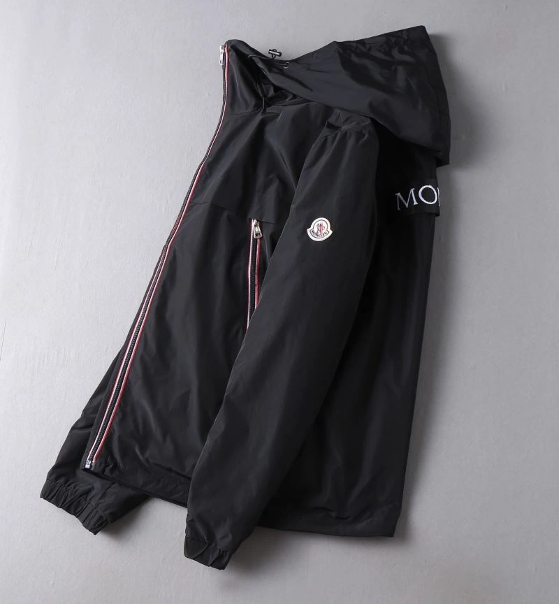 Low-cost Moncler Outwear