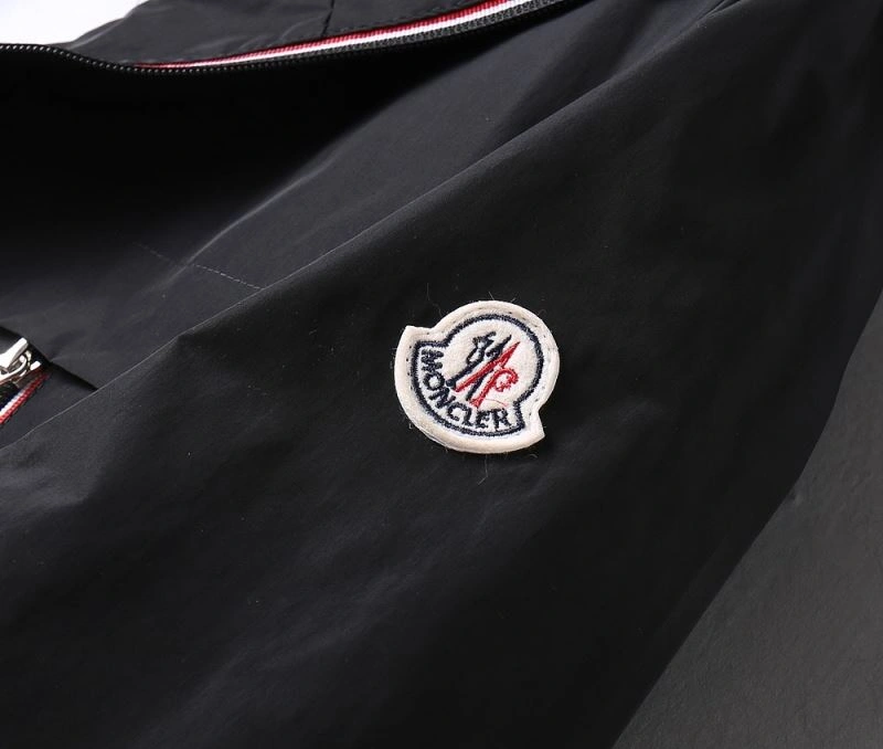 Low-cost Moncler Outwear