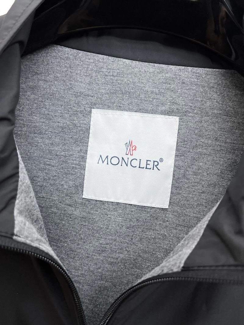 Top mirror Moncler Outwear