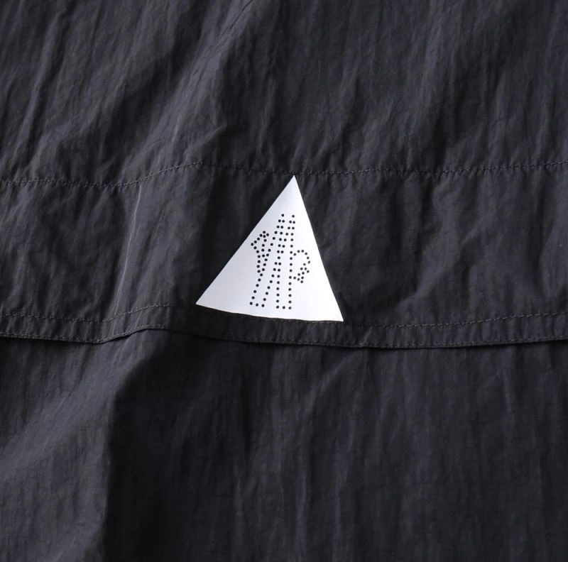 Accurate model Moncler Outwear