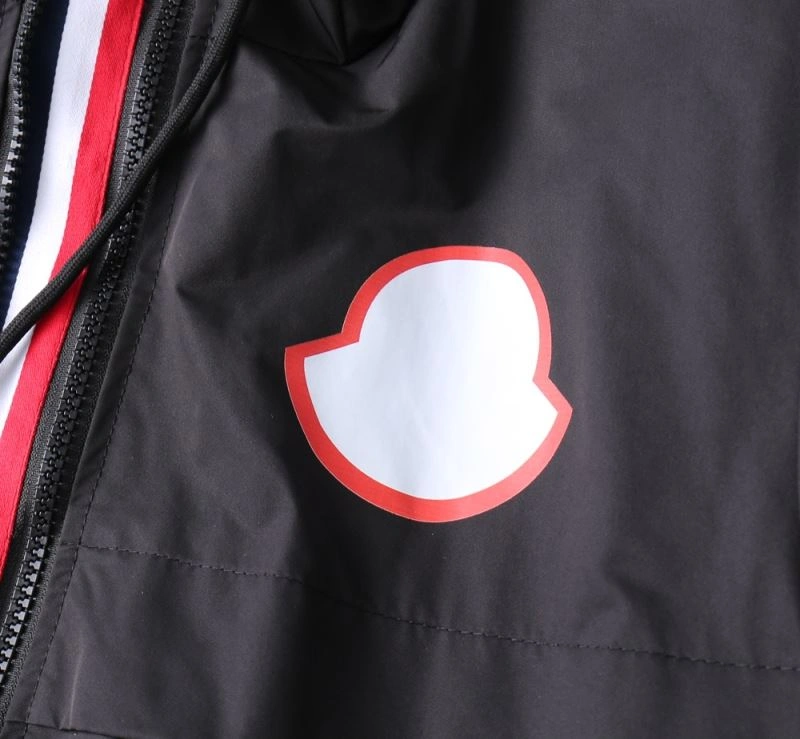 Brand-original Moncler Outwear