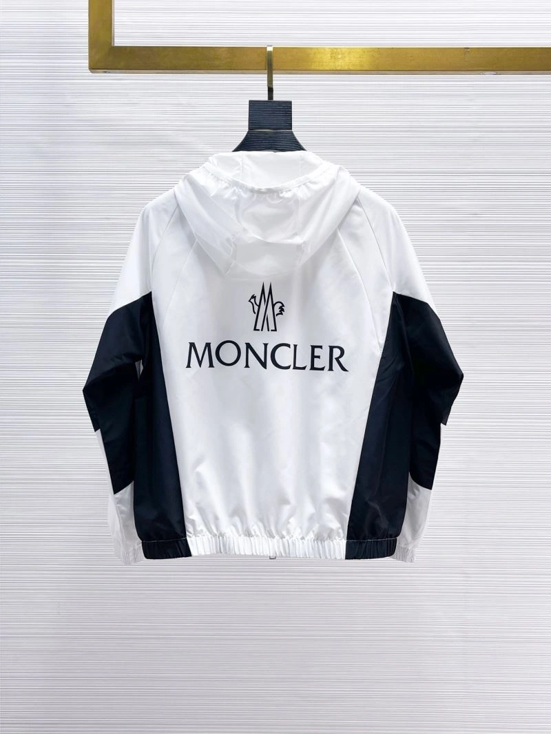 High fidelity Moncler Outwear