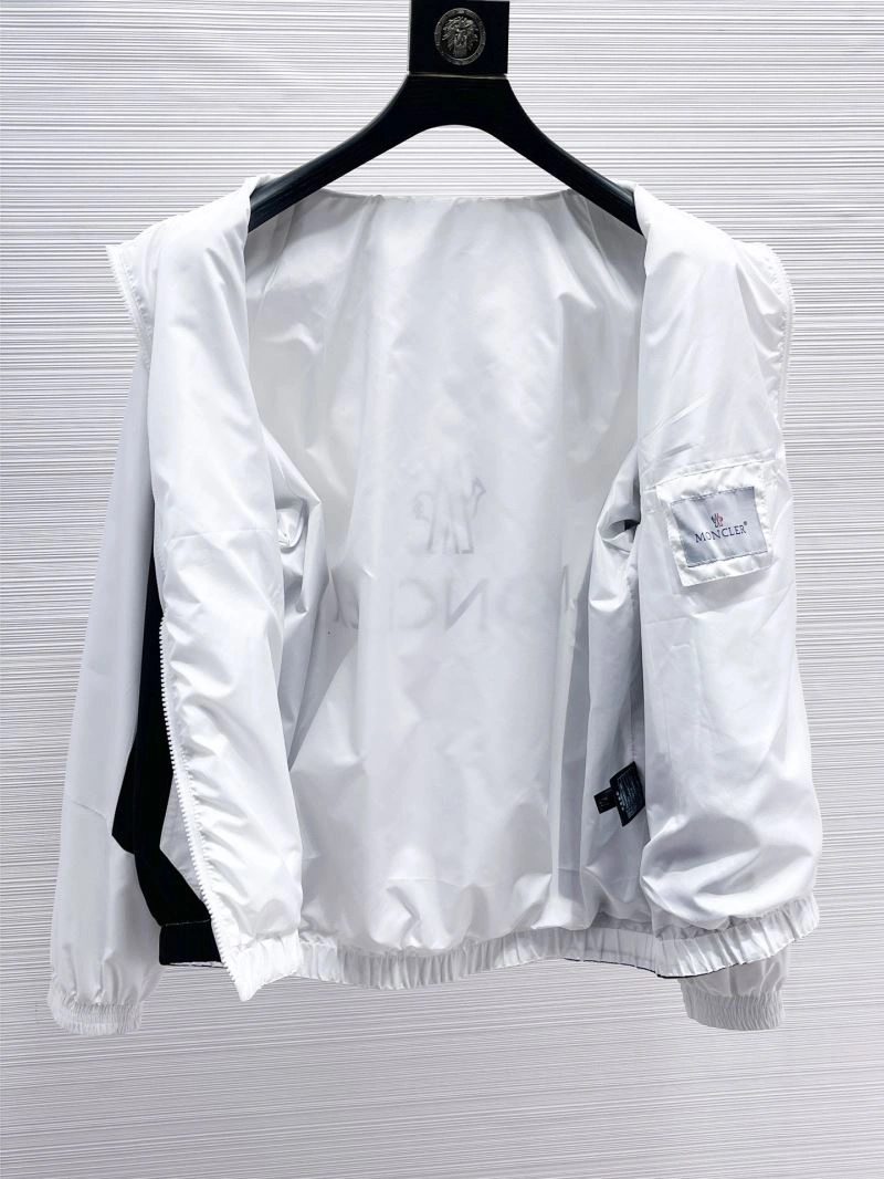 High fidelity Moncler Outwear