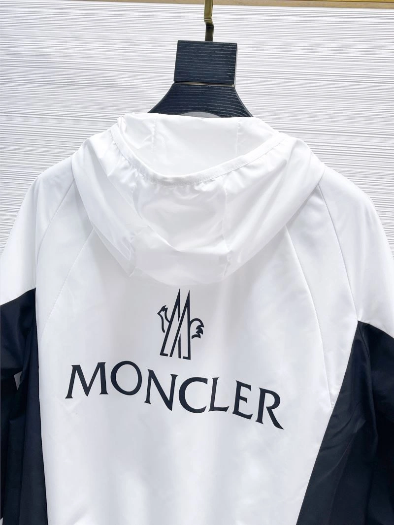 High fidelity Moncler Outwear