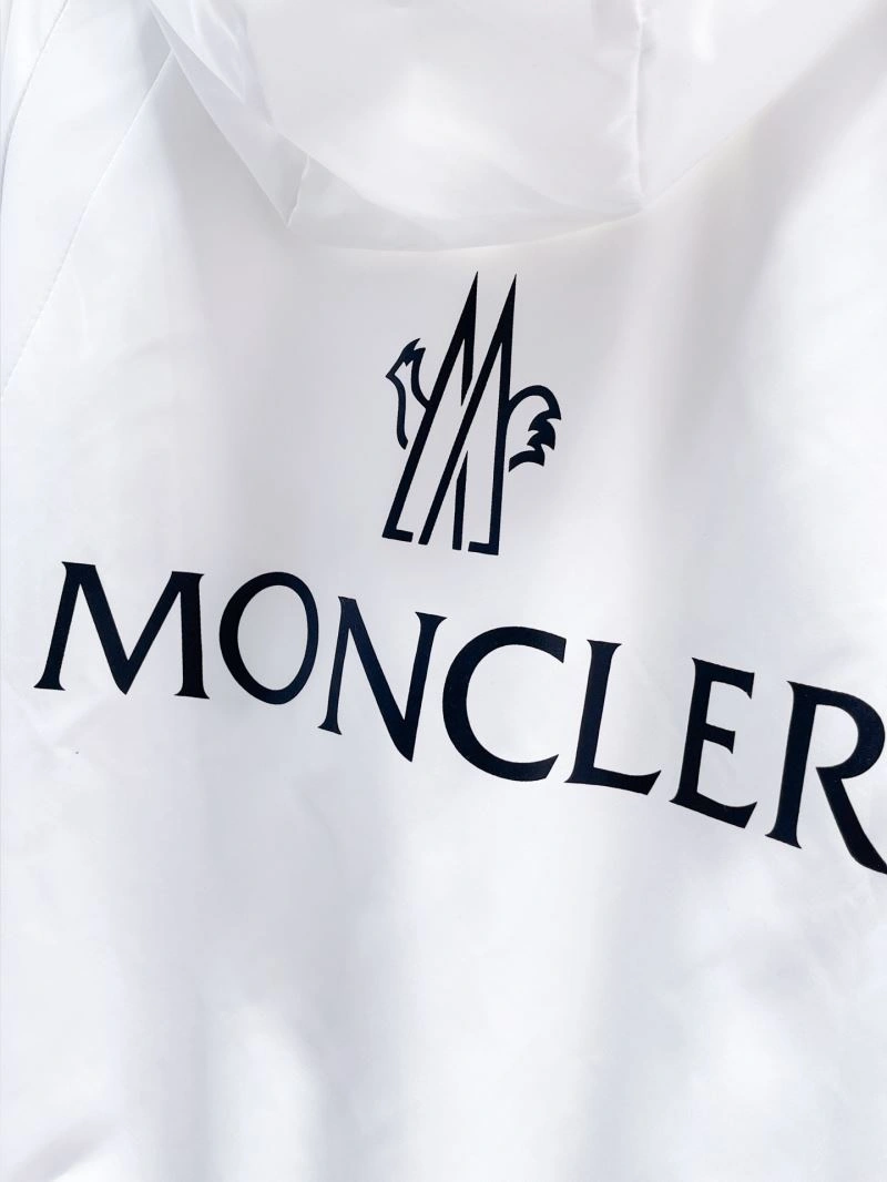 High fidelity Moncler Outwear