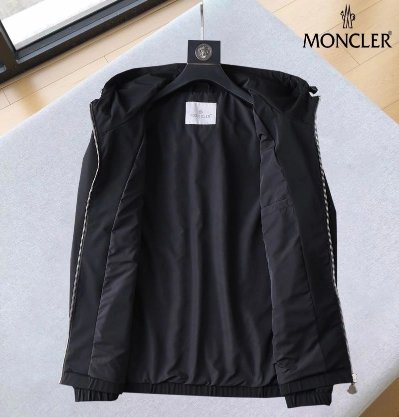 Bargain Moncler Outwear