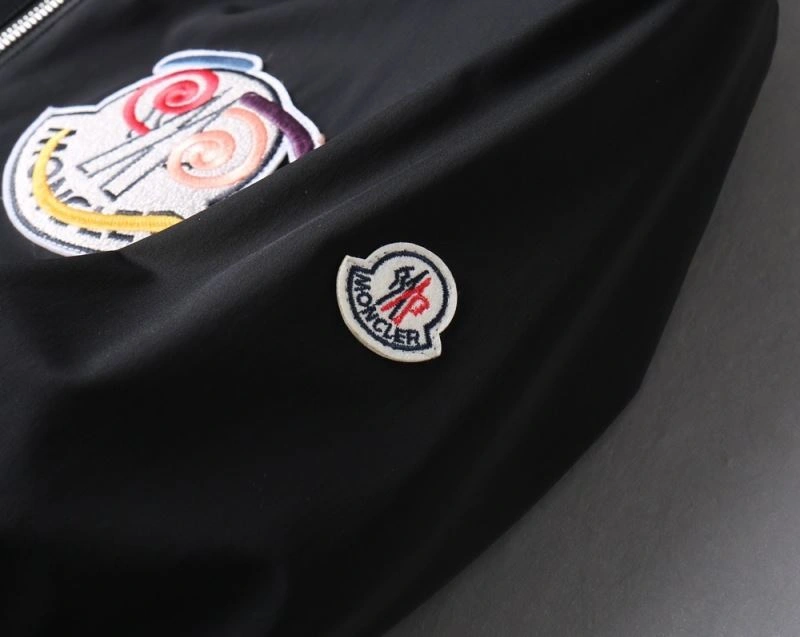 Bargain Moncler Outwear