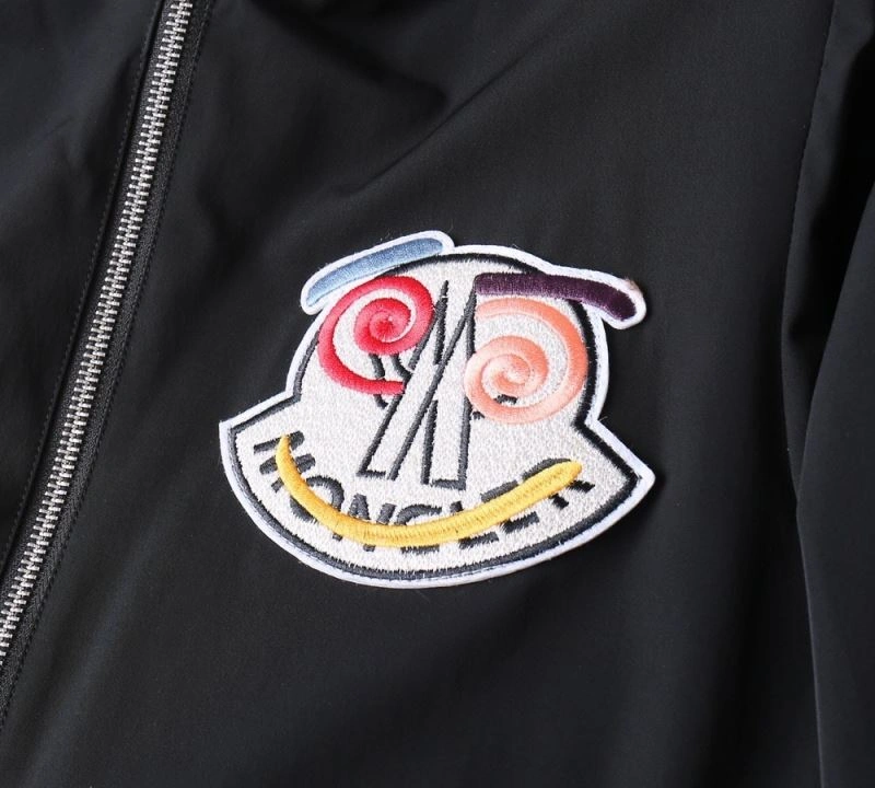 Bargain Moncler Outwear