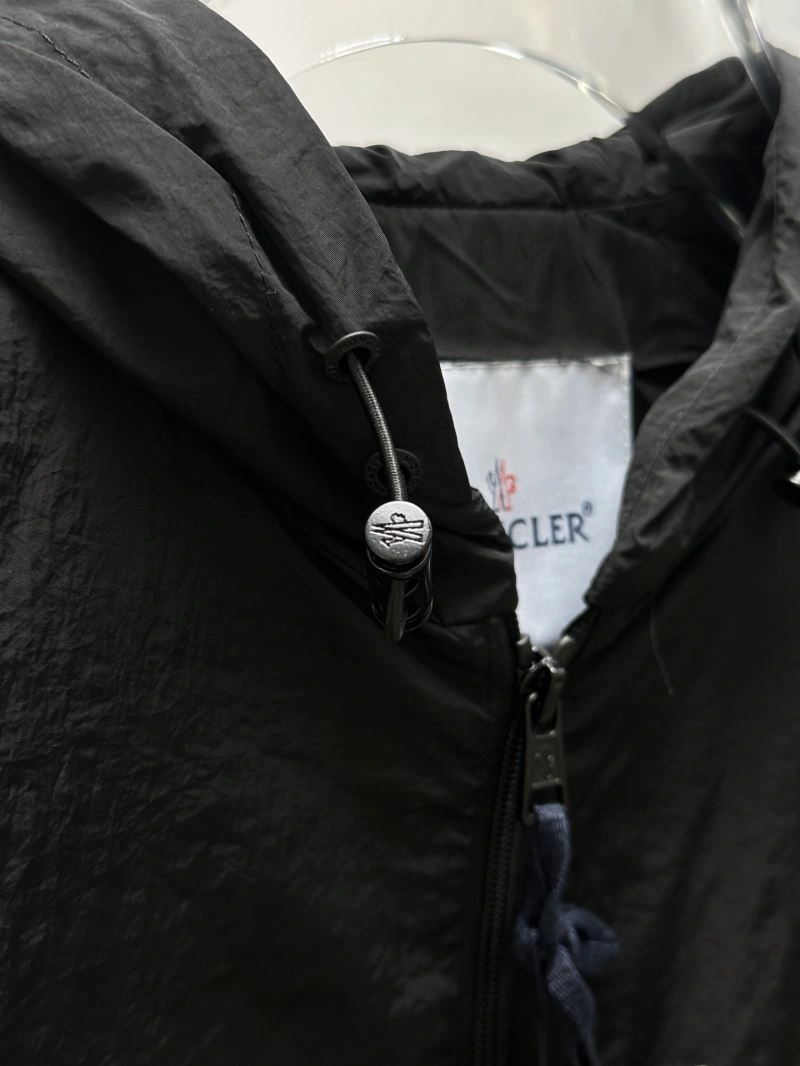 Official Moncler Outwear