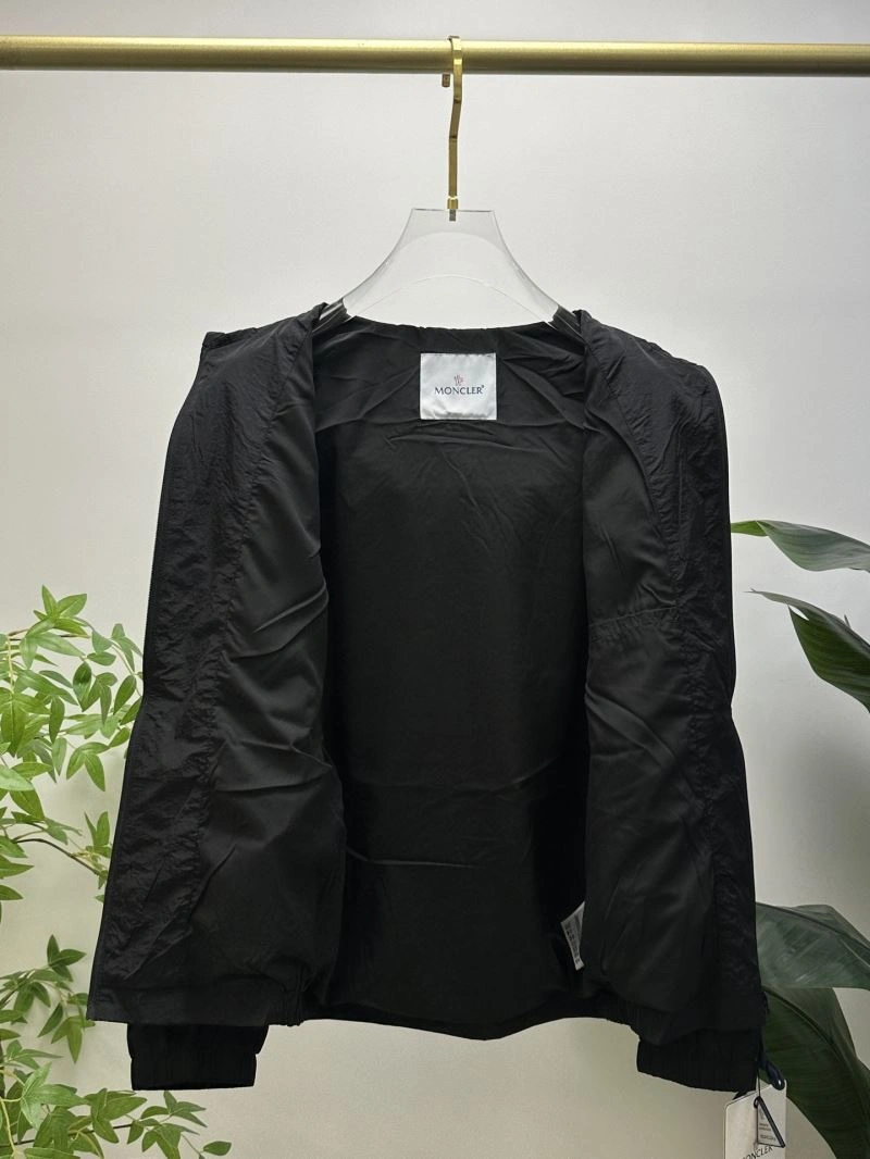Official Moncler Outwear