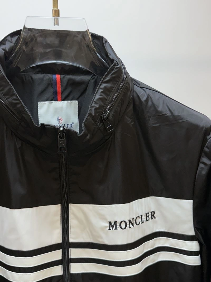 Precise copy Moncler Outwear