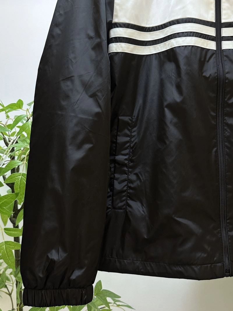 Precise copy Moncler Outwear