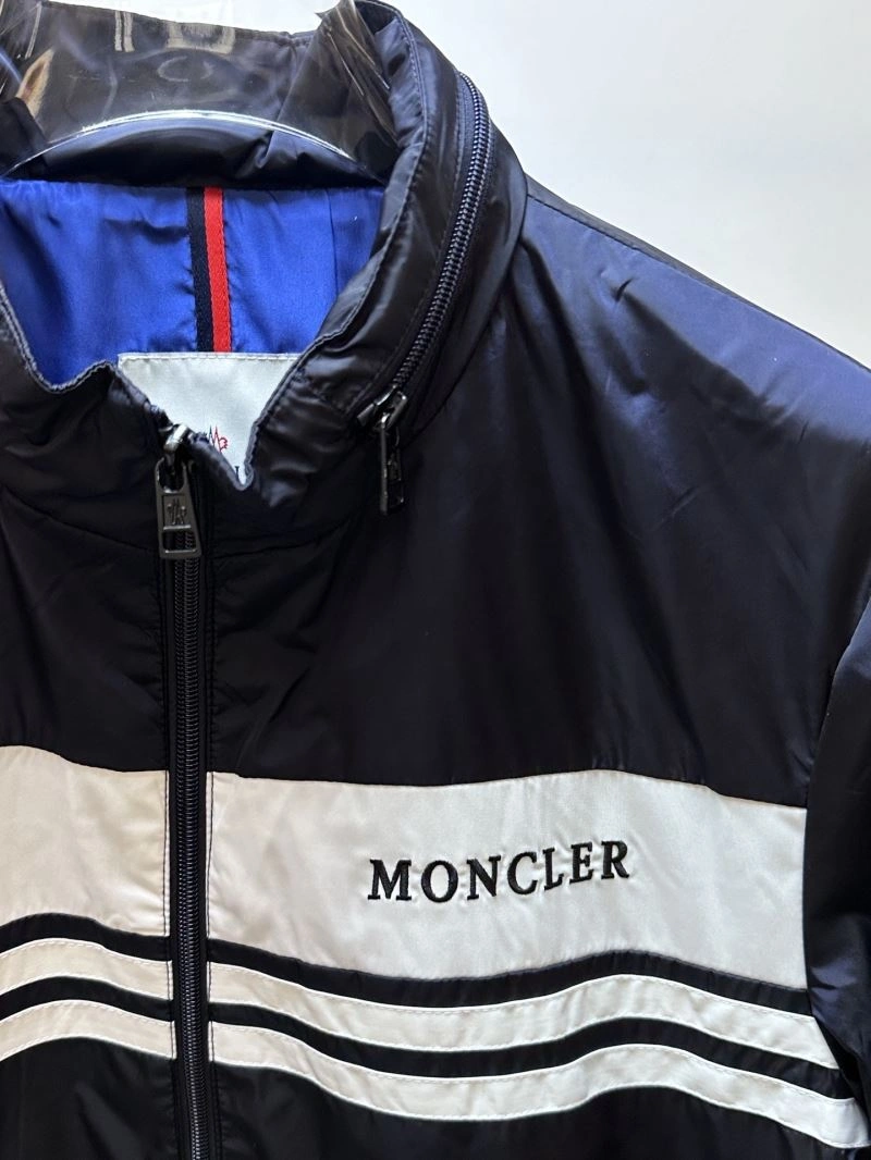 Top match Moncler Outwear